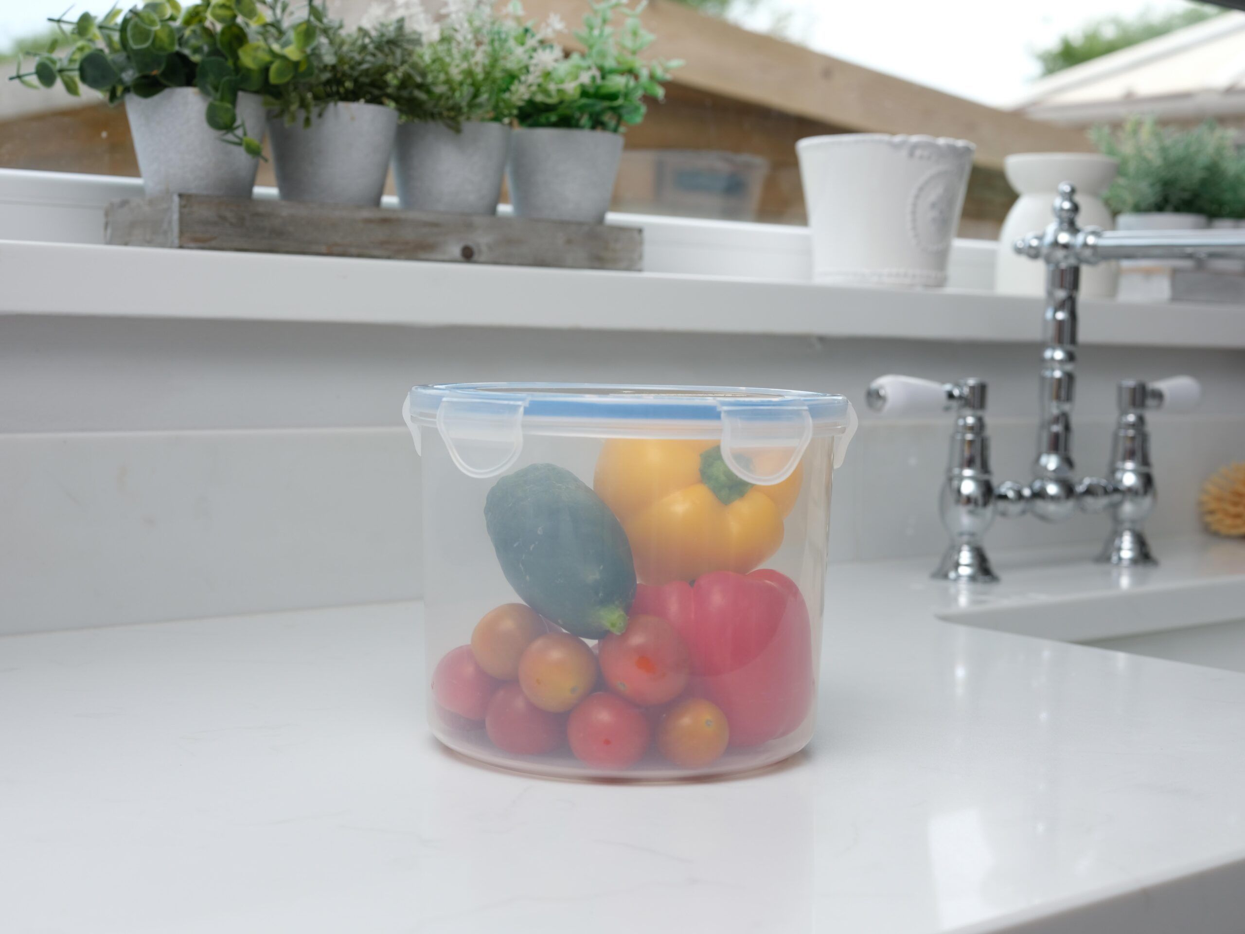 Addis Clip Tight - 2L Round (519390)