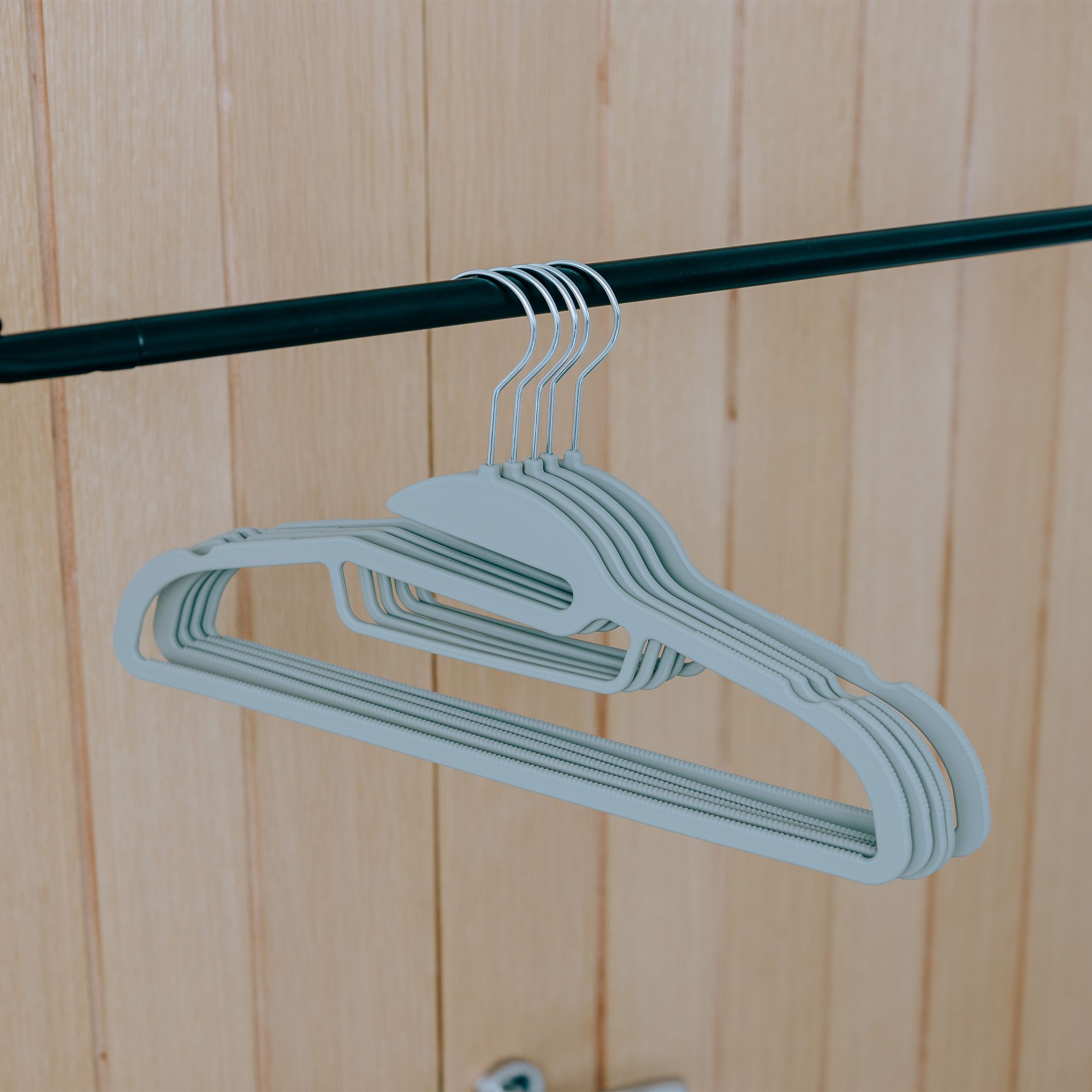 Addis Rubber Clothes Hangers 10pk (519222)